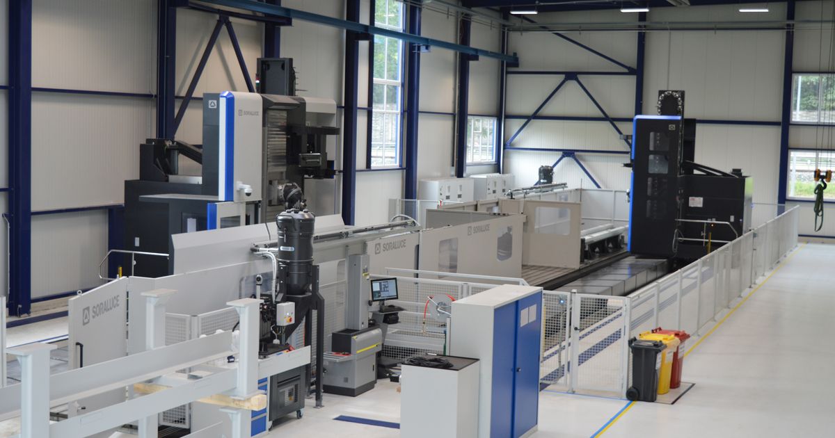 Detail - MICHAEL WEINIG (USA)